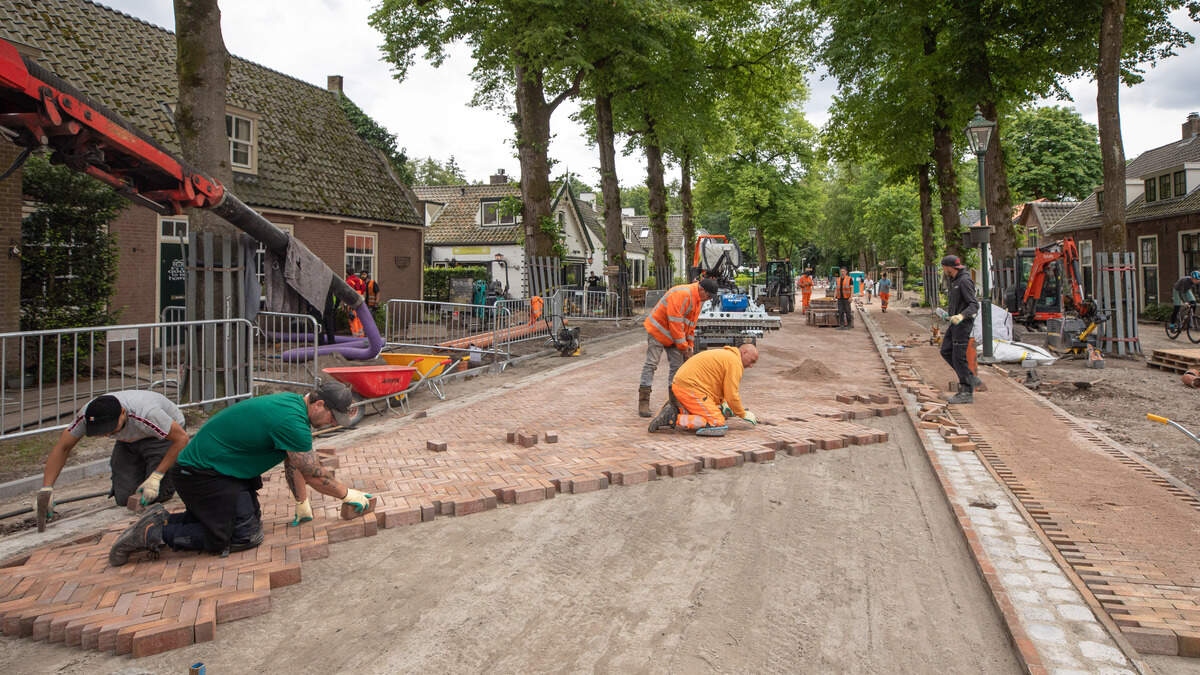 Werkzaamheden in Lage Vuursche lopen vertraging op: afronding ...