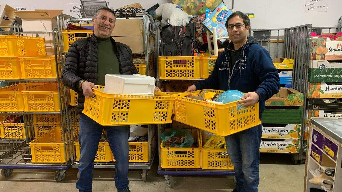 Kringloop Kleurrijk in Huizen en Eemnes beloont duurzaamheid tijdens ...