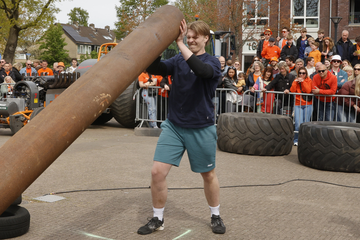 Koningsdag in beeld in regio Hilversum: van ringsteken voor vrouwen in ...
