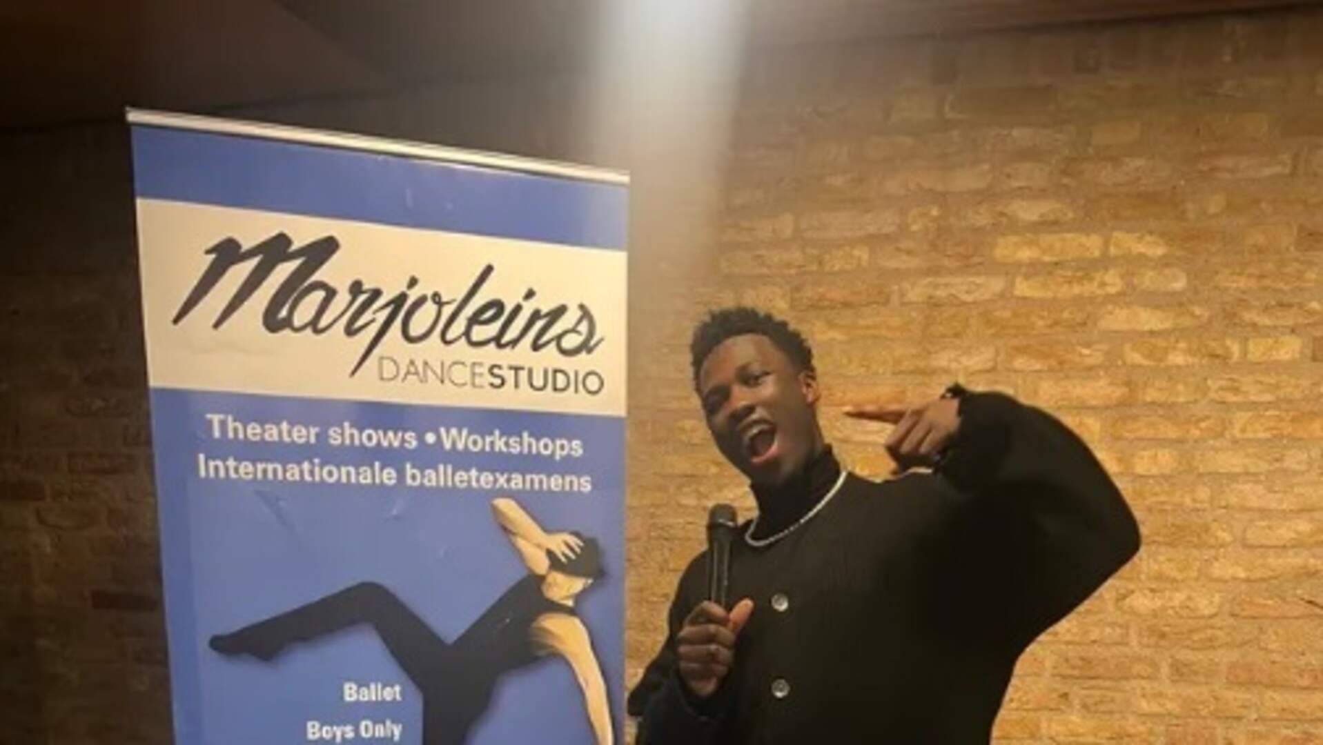 Marjolein uit Hilversum kijkt met extra belangstelling naar de ...