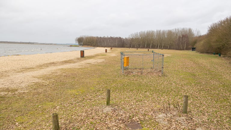 Raad van State stopt strandpaviljoen Blaricum om natuur | De Gooi- en ...
