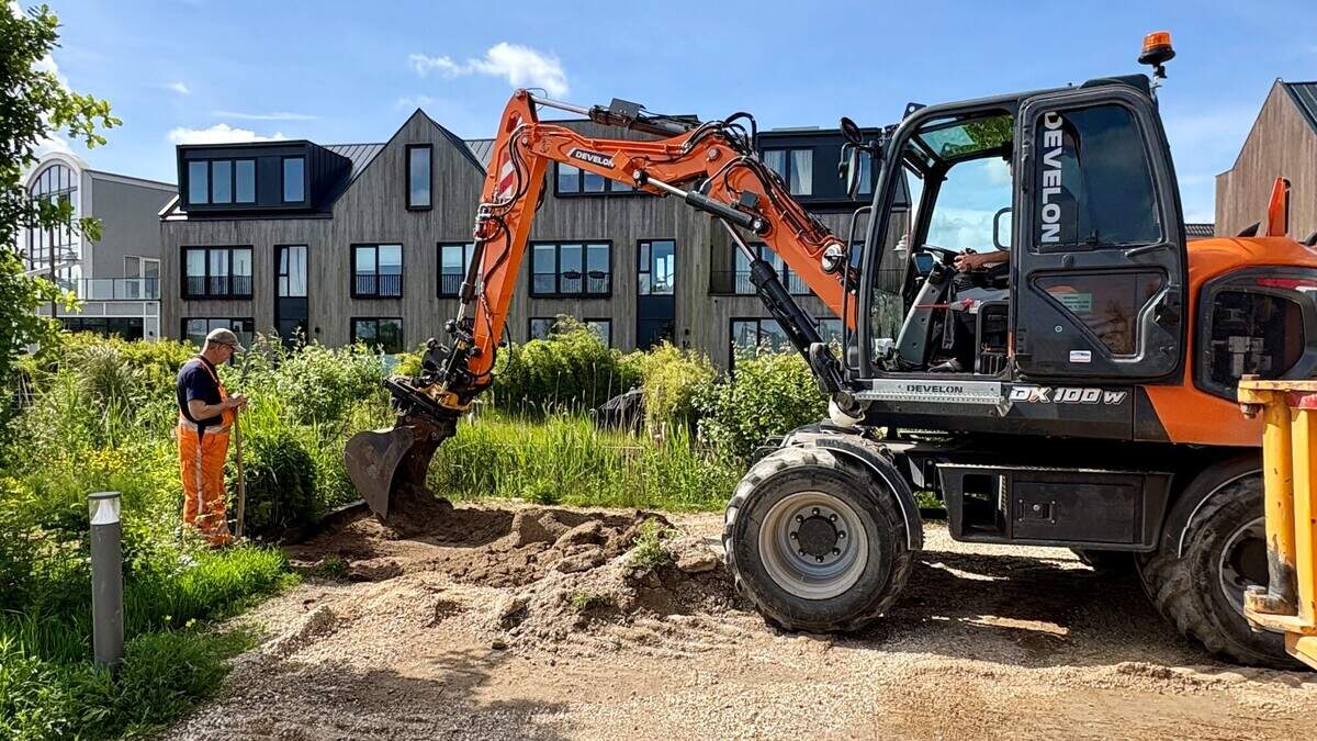 Staalslakken in De Krijgsman Muiden: gevaarlijk spul eindelijk weg ...